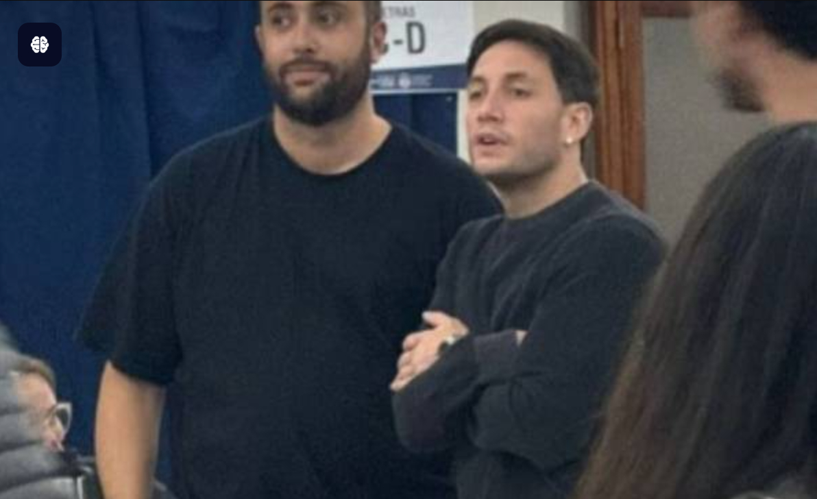 El Streamer “Momo” Benavides estuvo presente en la votación ...